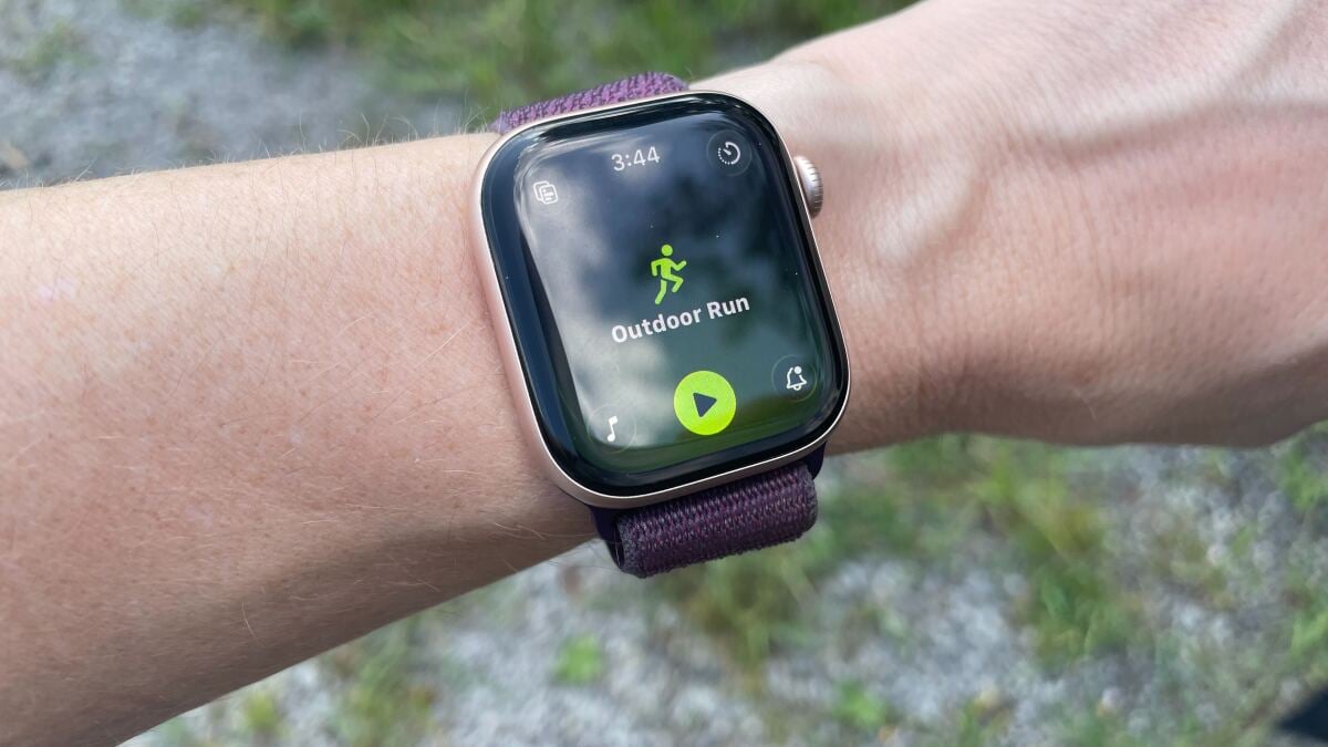 You Might Not Get 'Workout Buddy,' Even If Your Apple Watch Is Brand ...